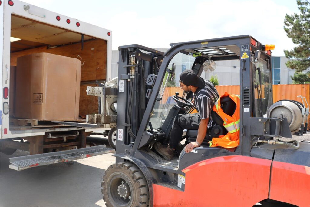 Scrap Yard in Toronto | Sell Quick Scrap Metal for Cash